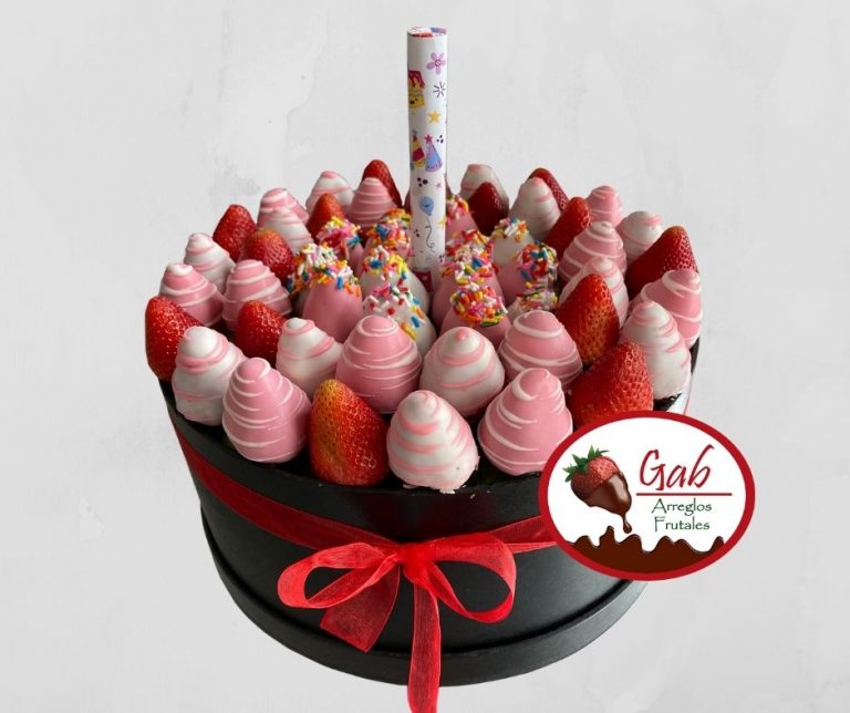 Pastel de Fresas Rosa – GAB